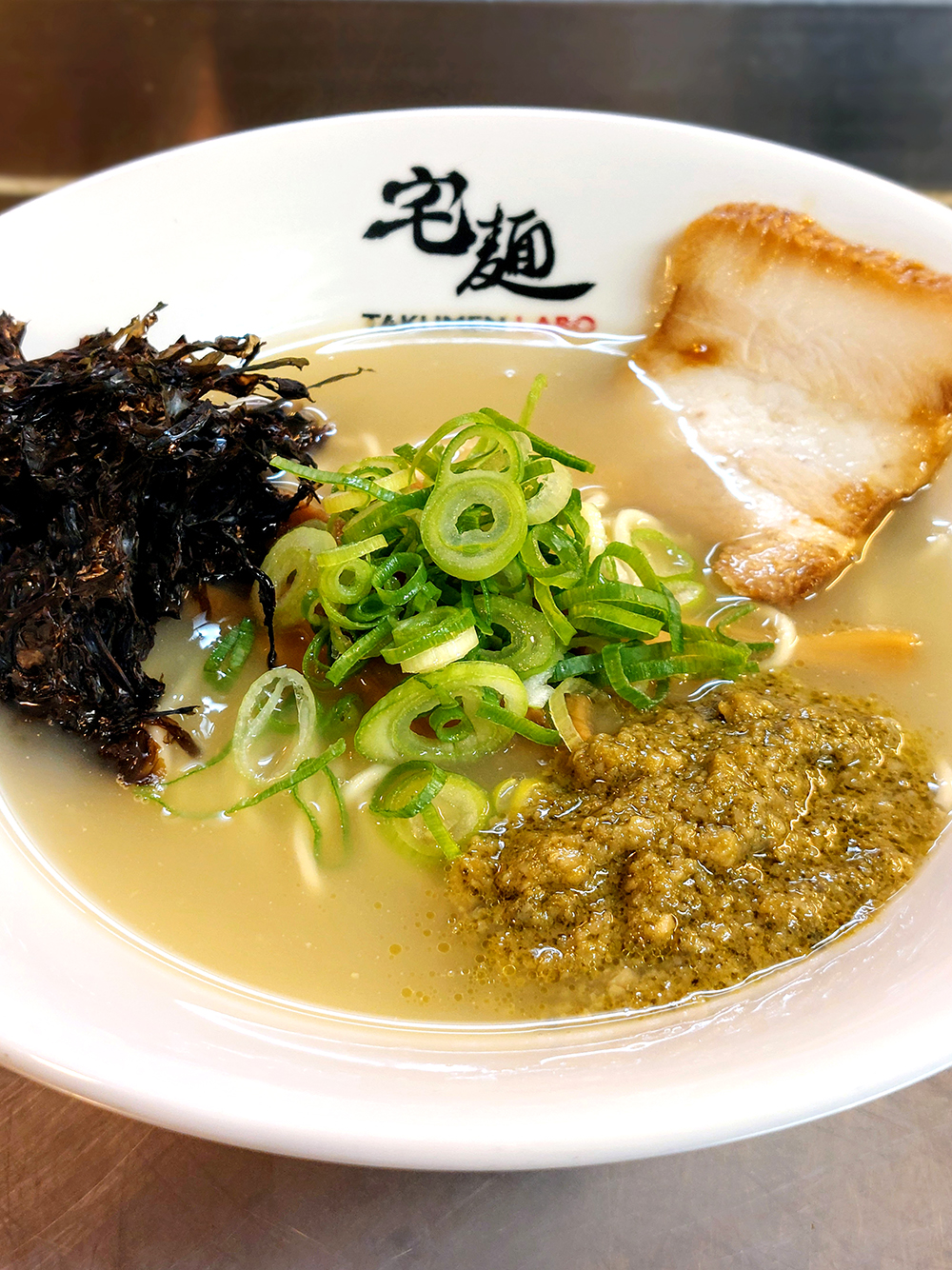 【宅麺】麺屋はなび下北沢店で超人気ラーメン店の味を完全再現！食べてみた→行列できるぞ - シブきち｜井の頭線沿線のローカルメディア