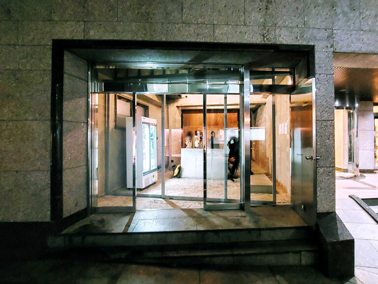 【渋谷】京都発人気立ち食い蕎麦「SUBA VS」が斬新すぎる！クリアな旨味の関西だしが美味 - シブきち｜井の頭線沿線のローカルメディア